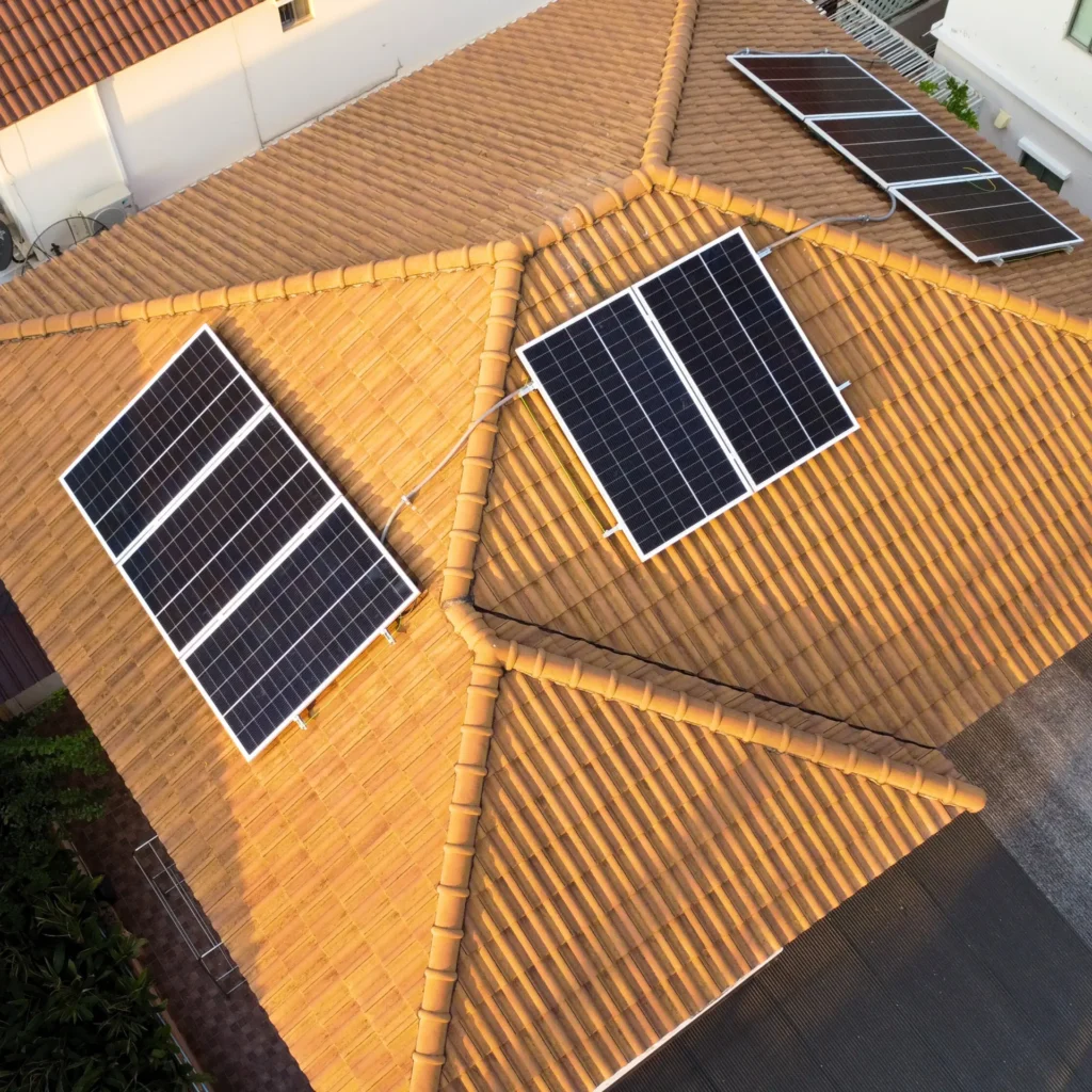 บ้านคุณอิทธิพงศ์ - RAAY